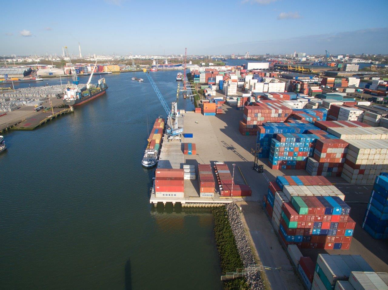 Services | United Waalhaven Terminals