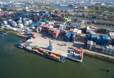 Home | United Waalhaven Terminals